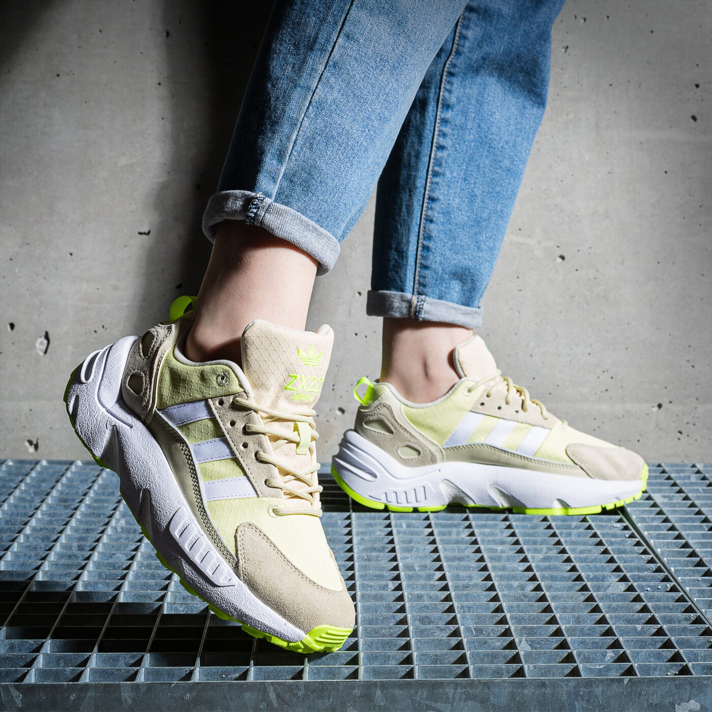 ADIDAS ZX 22 BOOST W GW8317 GELTONA 75,00 EUR | Kedai | e. parduotuvėje ...