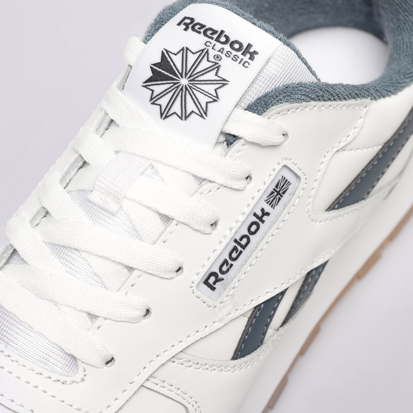 REEBOK CLASSIC LEATHER 100033588 BALTA 24,00 EUR | Kedai | e ...