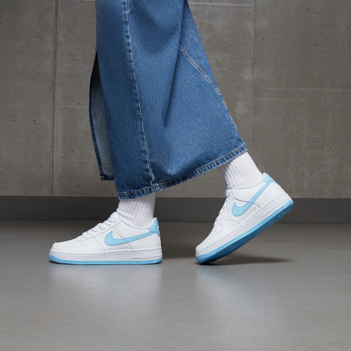 NIKE AIR FORCE 1 LV8 FV5948-107 BALTA 59,00 EUR | Kedai | e ...