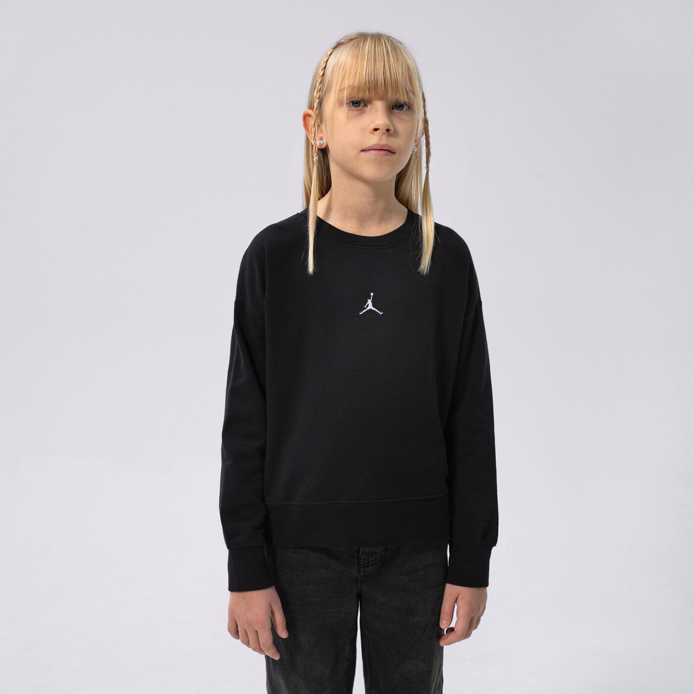 JORDAN DŽEMPERIS ESSENTIALS CREW GIRL 45A859-023 JUODA 35,00 EUR ...