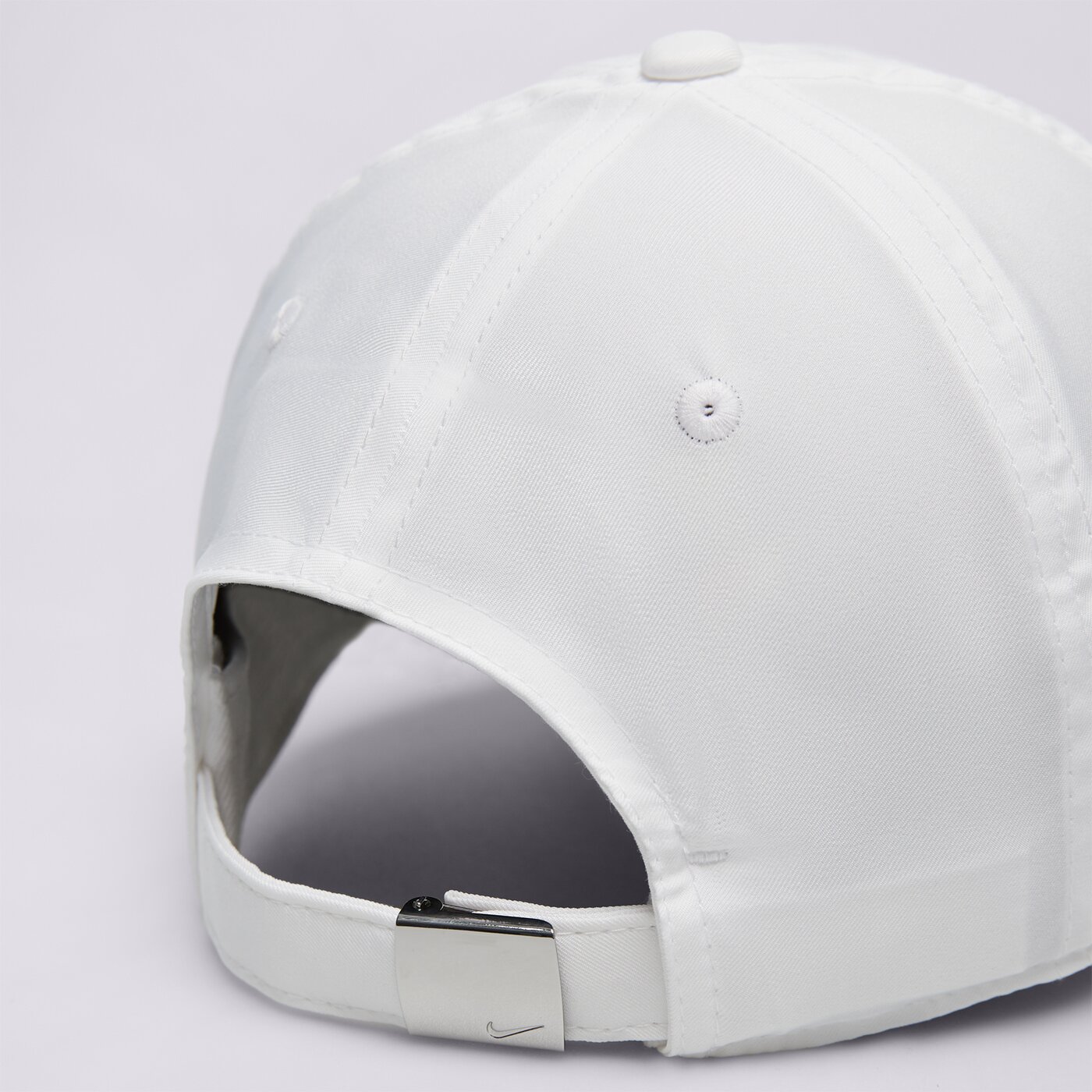 NIKE KEPURĖ U NK DF CLUB CAP U CB MTSWSH L FB5372-100 BALTA 28,00 EUR ...