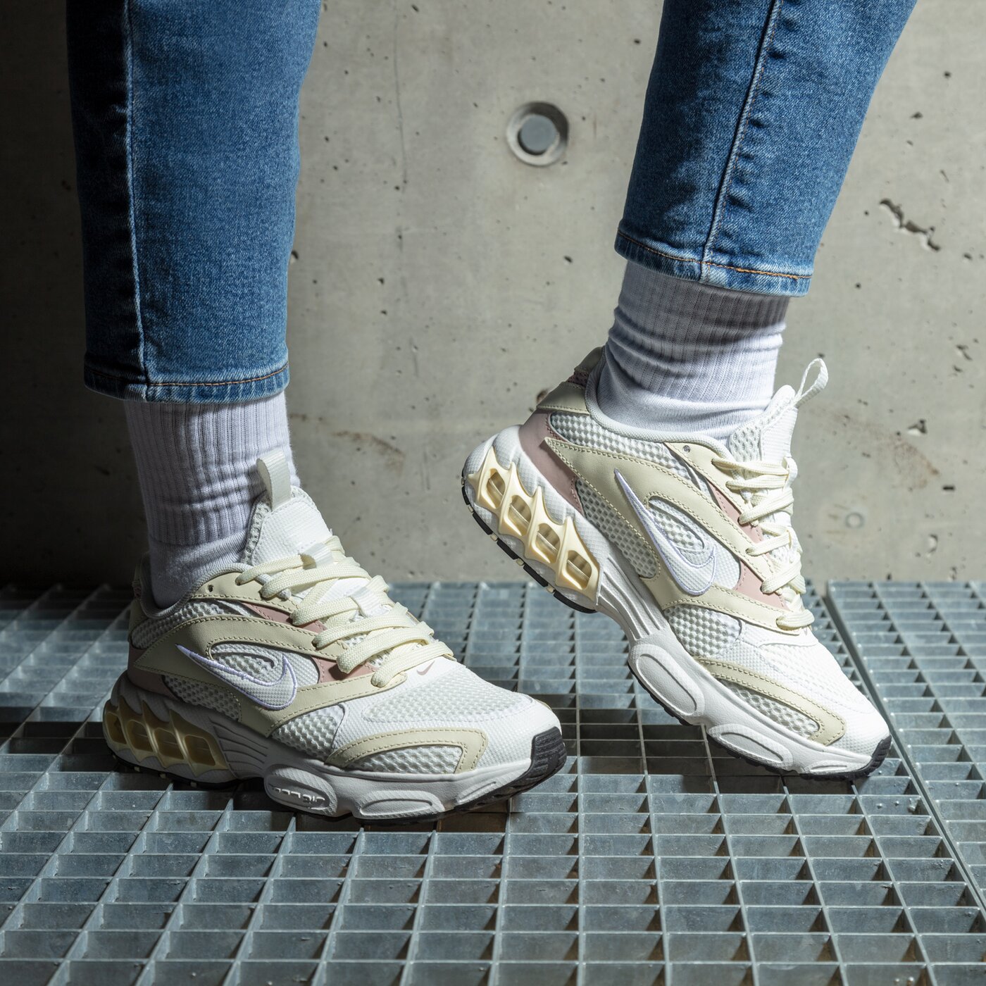 NIKE ZOOM AIR FIRE CW3876-103 DAUGIASPALVĖ 50,00 EUR | Kedai | e ...