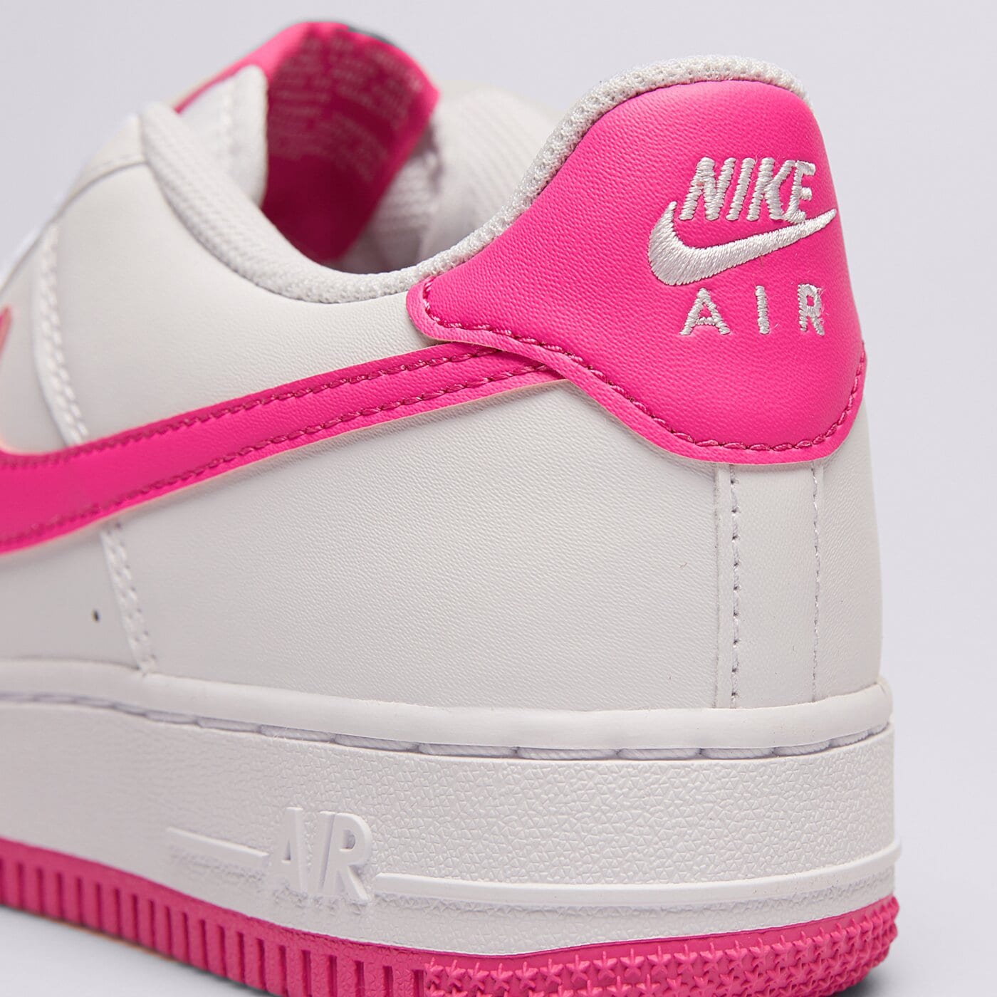 NIKE AIR FORCE 1 LV8 FV5948-102 BALTA 74,00 EUR | Kedai | e ...