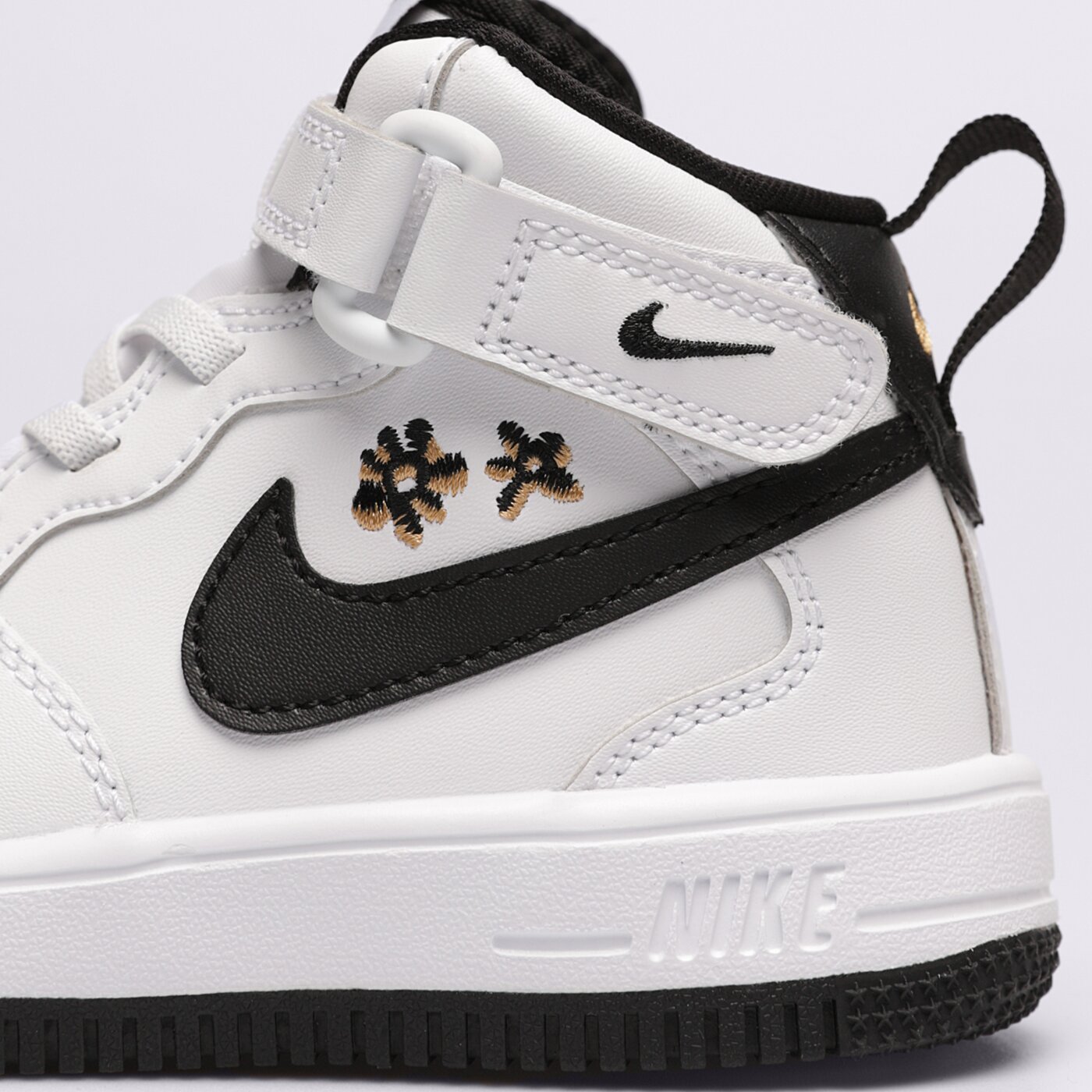 NIKE FORCE 1 MID EASYON FQ7104-100 BALTA 50,00 EUR | Kedai | e ...