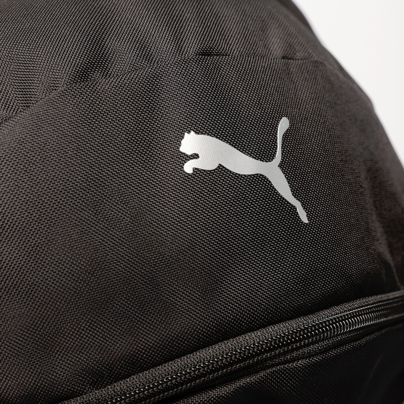 PUMA KUPRINĖ PUMA PLUS PRO BACKPACK 079521 01 JUODA 35,00 EUR ...