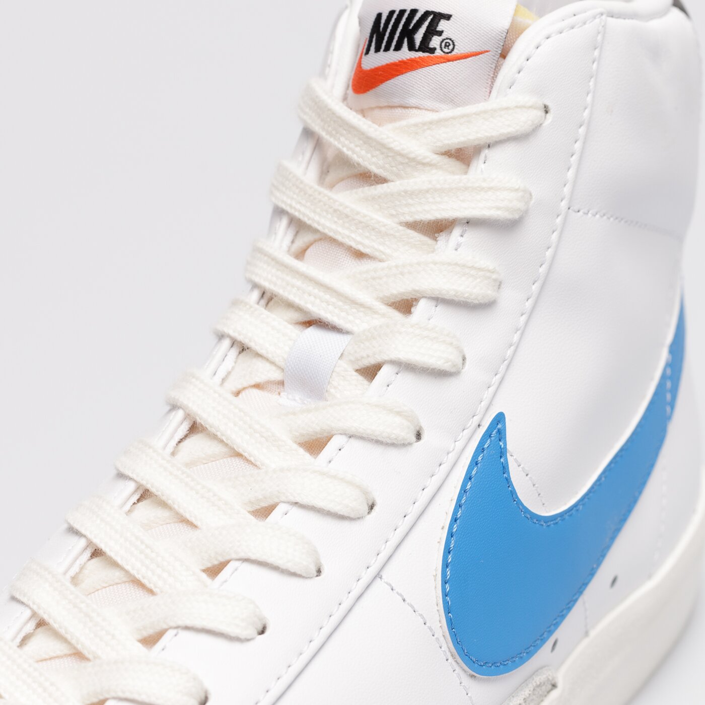 NIKE BLAZER MID '77 BQ6806-118 BALTA 65,00 EUR | Kedai | e. parduotuvėje Sizeer.lt