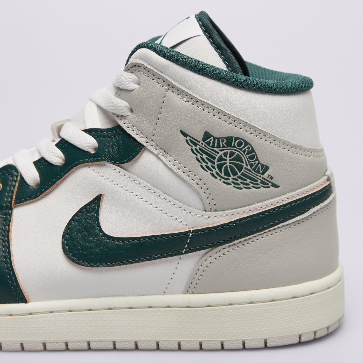 AIR JORDAN 1 MID SE FQ7720-103 PILKA 94,00 EUR | Kedai | e ...