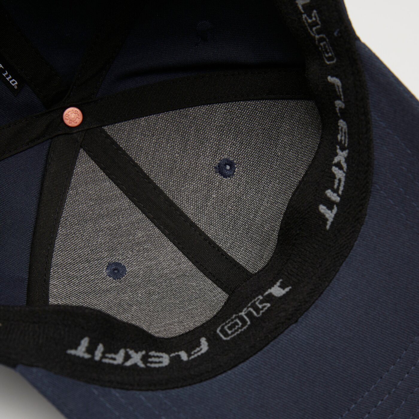 LEVI'S KEPURĖ HOUSEMARK FLEXFIT CAP D7723-0003 TAMSIAI MĖLYNA 24,99 EUR | Kepurės su snapeliu ...