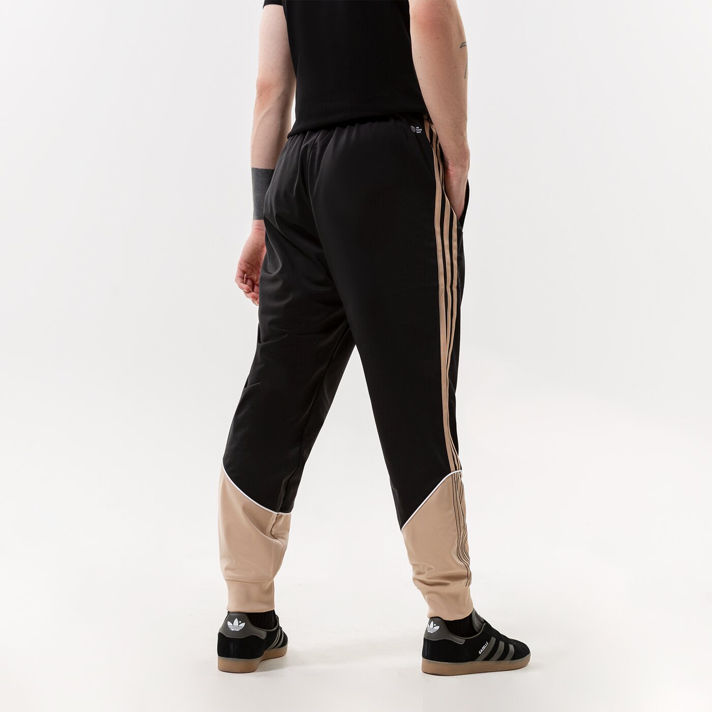 ADIDAS KELNĖS TRICOT SST TP HI3004 JUODA 40,00 EUR | Kelnės | e ...