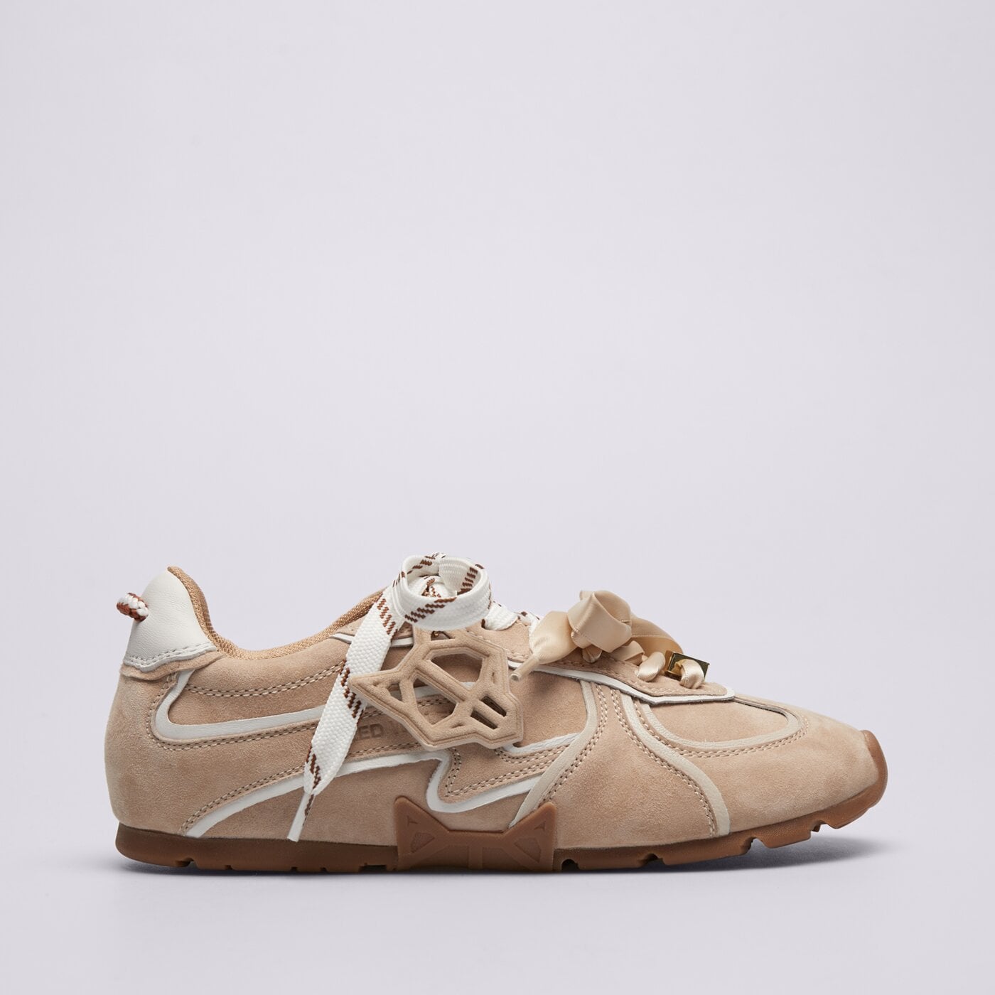 NAKED WOLFE ADORED NWAdoredOffWhSuede RUSVAI GELSVA 260,00 EUR | Kedai ...
