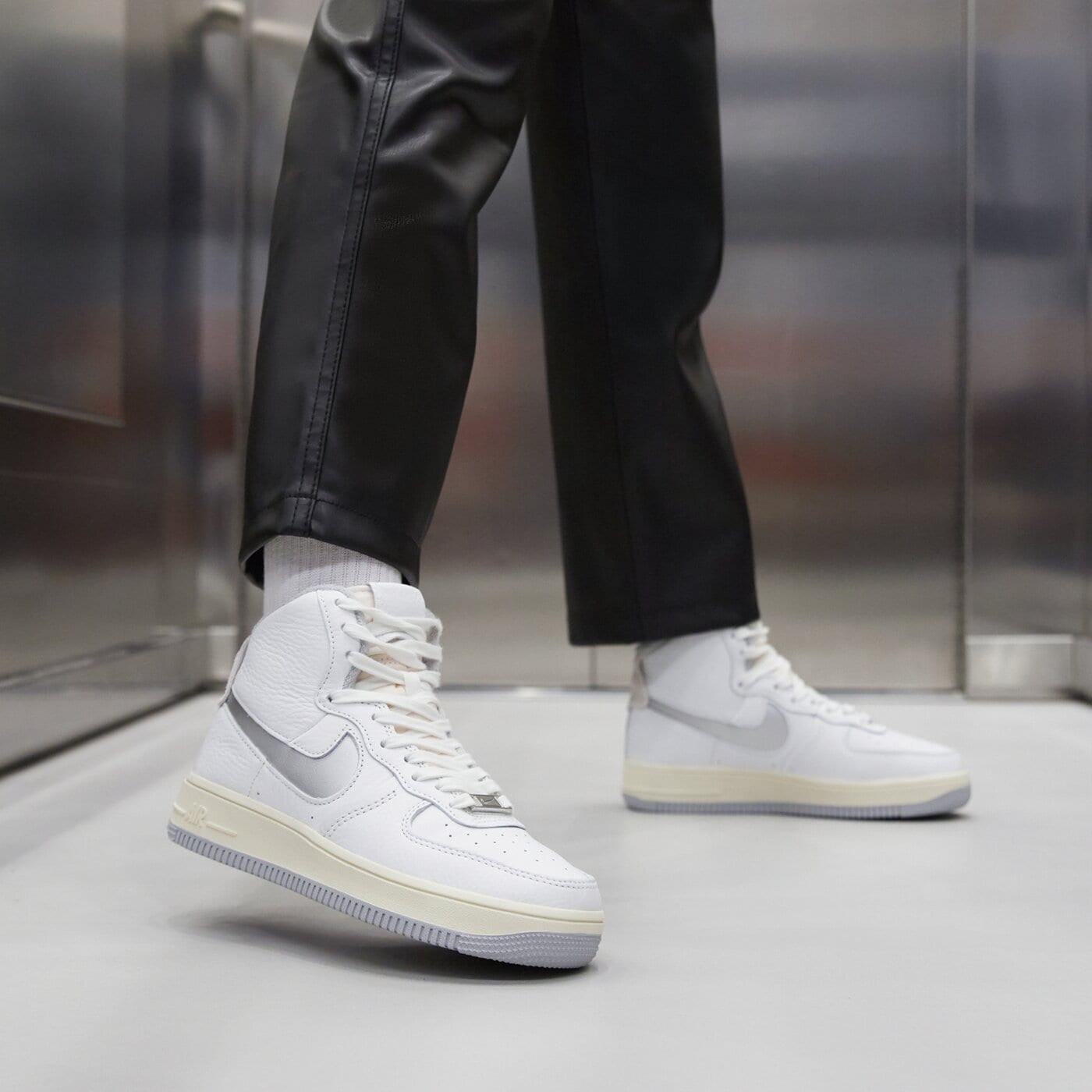 NIKE W AF1 SCULPT DC3590-101 BALTA 140,00 EUR | Kedai | e. parduotuvėje ...