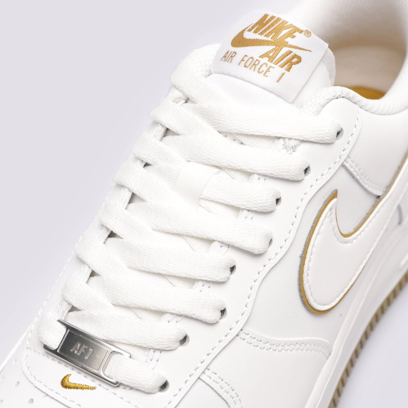 NIKE AIR FORCE 1 '07 DV0788-104 BALTA 74,00 EUR | Kedai | e ...