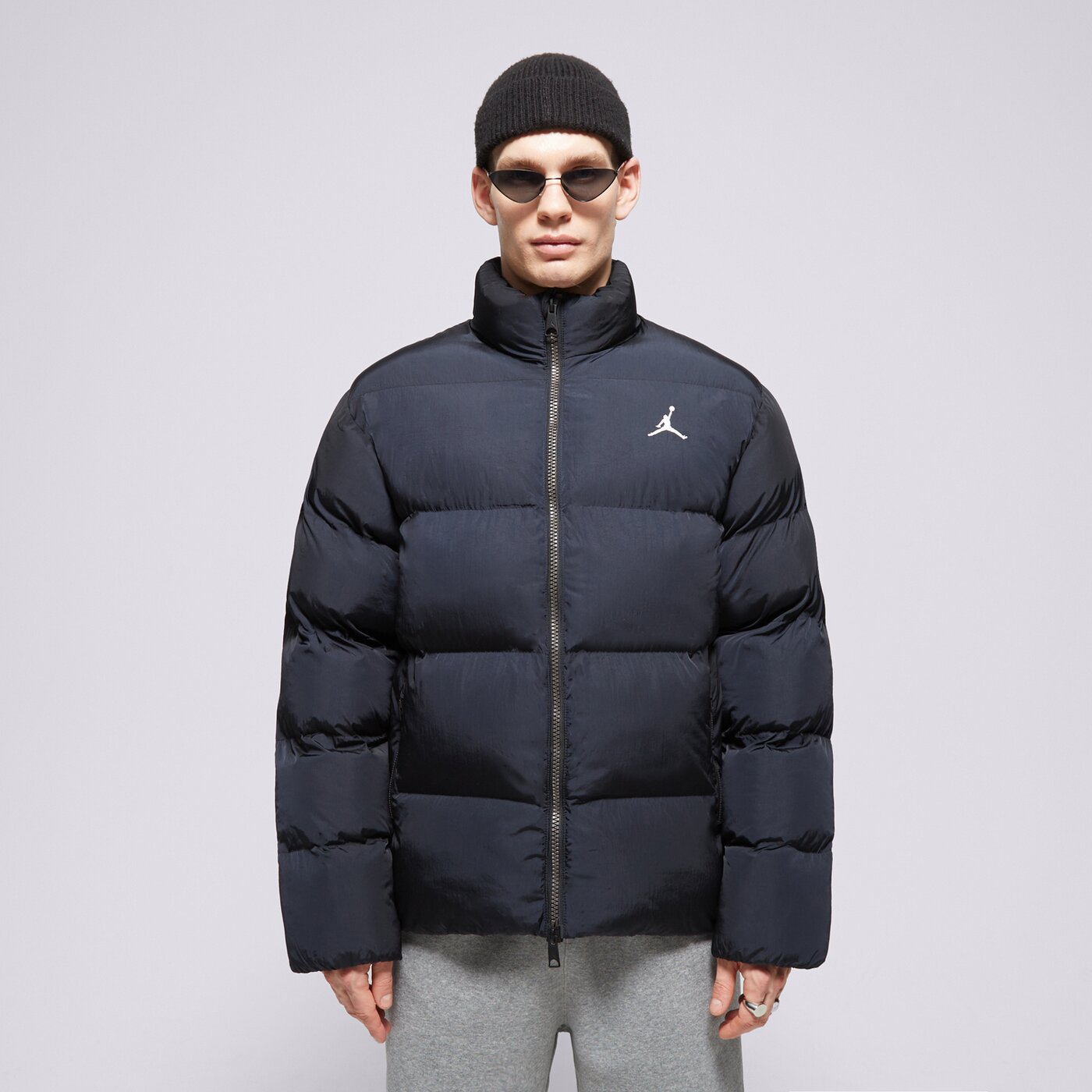 JORDAN STRIUKĖ ŽIEMINĖ M J ESS POLY PUFFER FB7331-010 JUODA 185,00 EUR ...