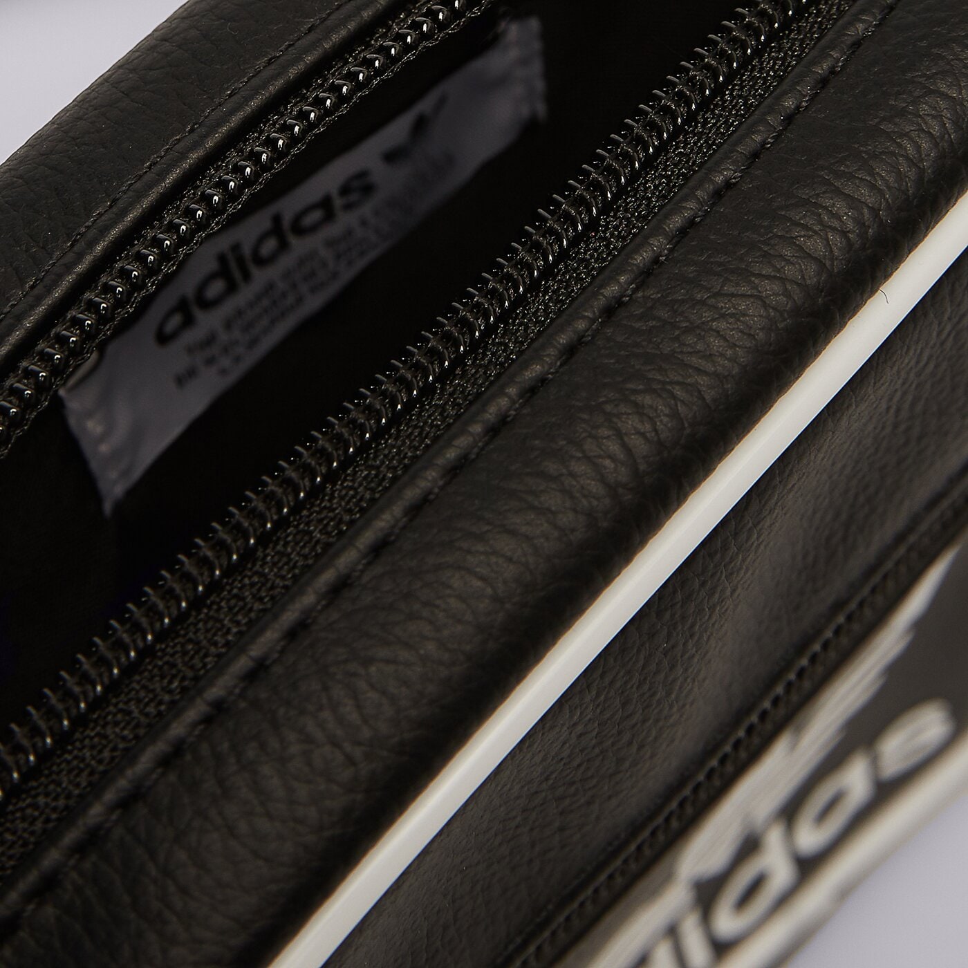 ADIDAS KREPŠYS AC MINI AIRL IT7598 JUODA 24,99 EUR | Liemens rankinė ...