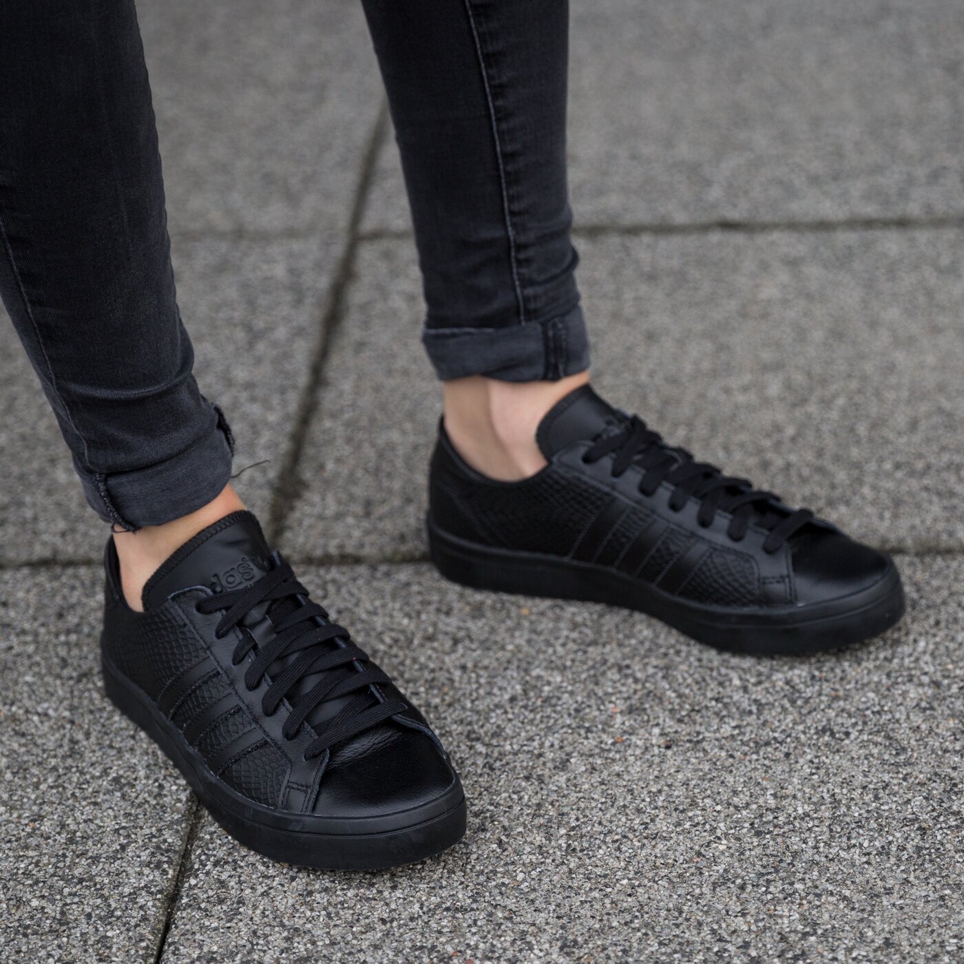 ADIDAS COURTVANTAGE W | S32070 | JUODA | 29,99 EUR | adidas | Sizeer.lt