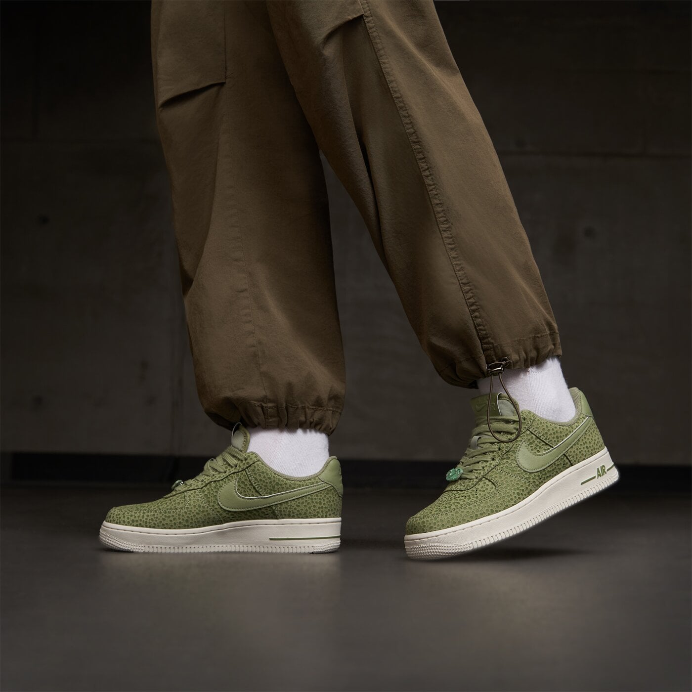 NIKE W AIR FORCE 1 '07 PRM FV6519-200 ŽALIA 80,00 EUR | Kedai | e ...