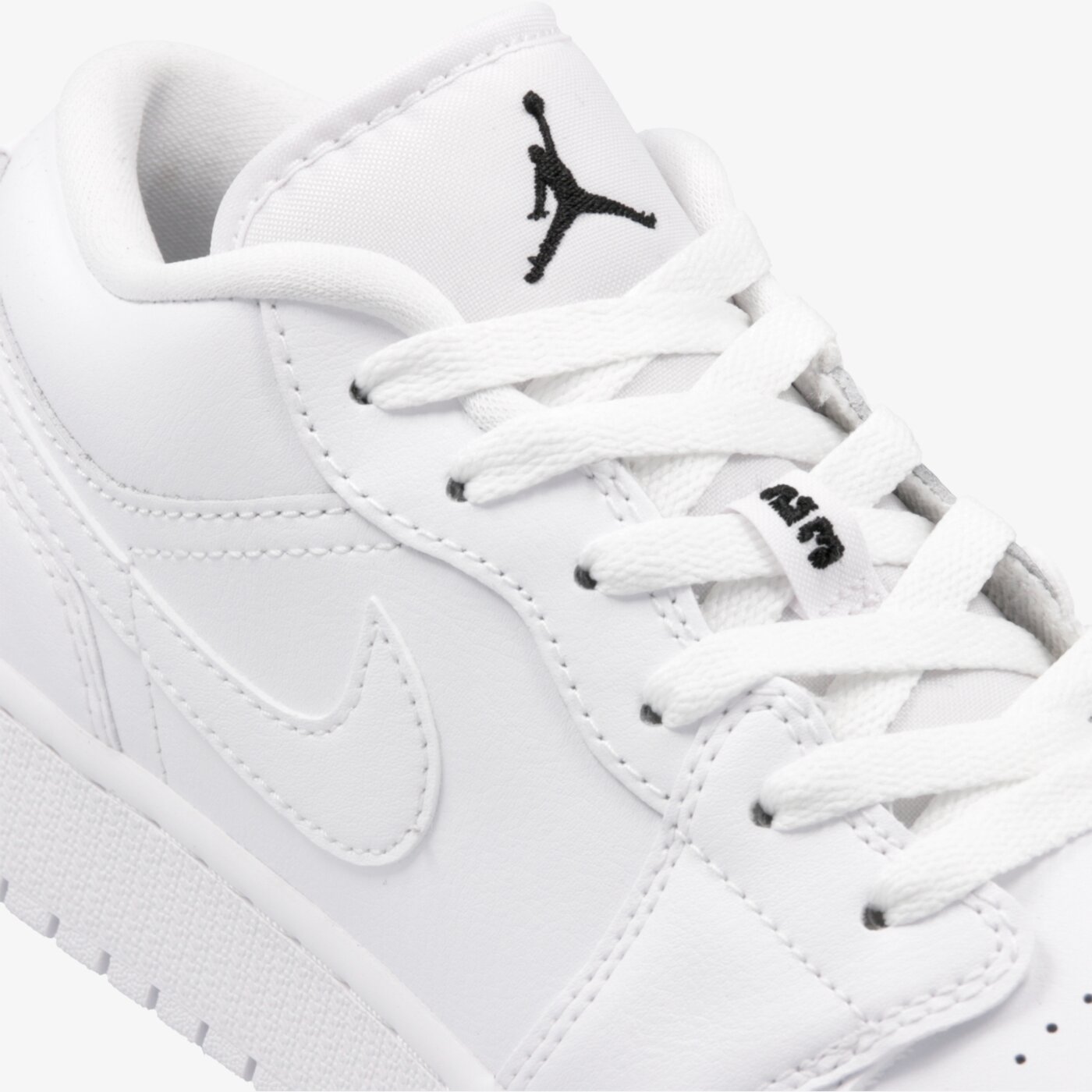 AIR JORDAN 1 LOW (GS) 553560-101 BALTA 75,00 EUR | Kedai | e ...