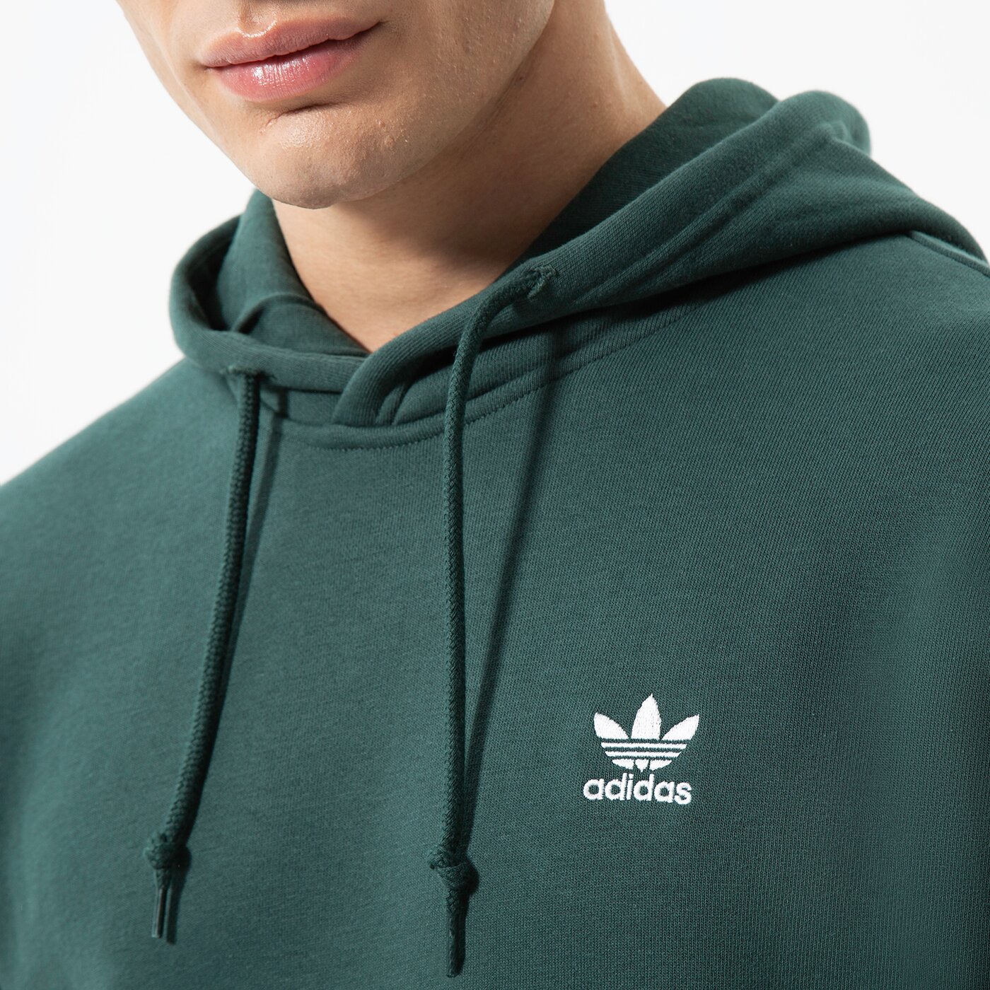 ADIDAS DŽEMPERIS SU GOBTUVU ESSENTIAL HOODY HK0099 JUODA 39,99 EUR ...