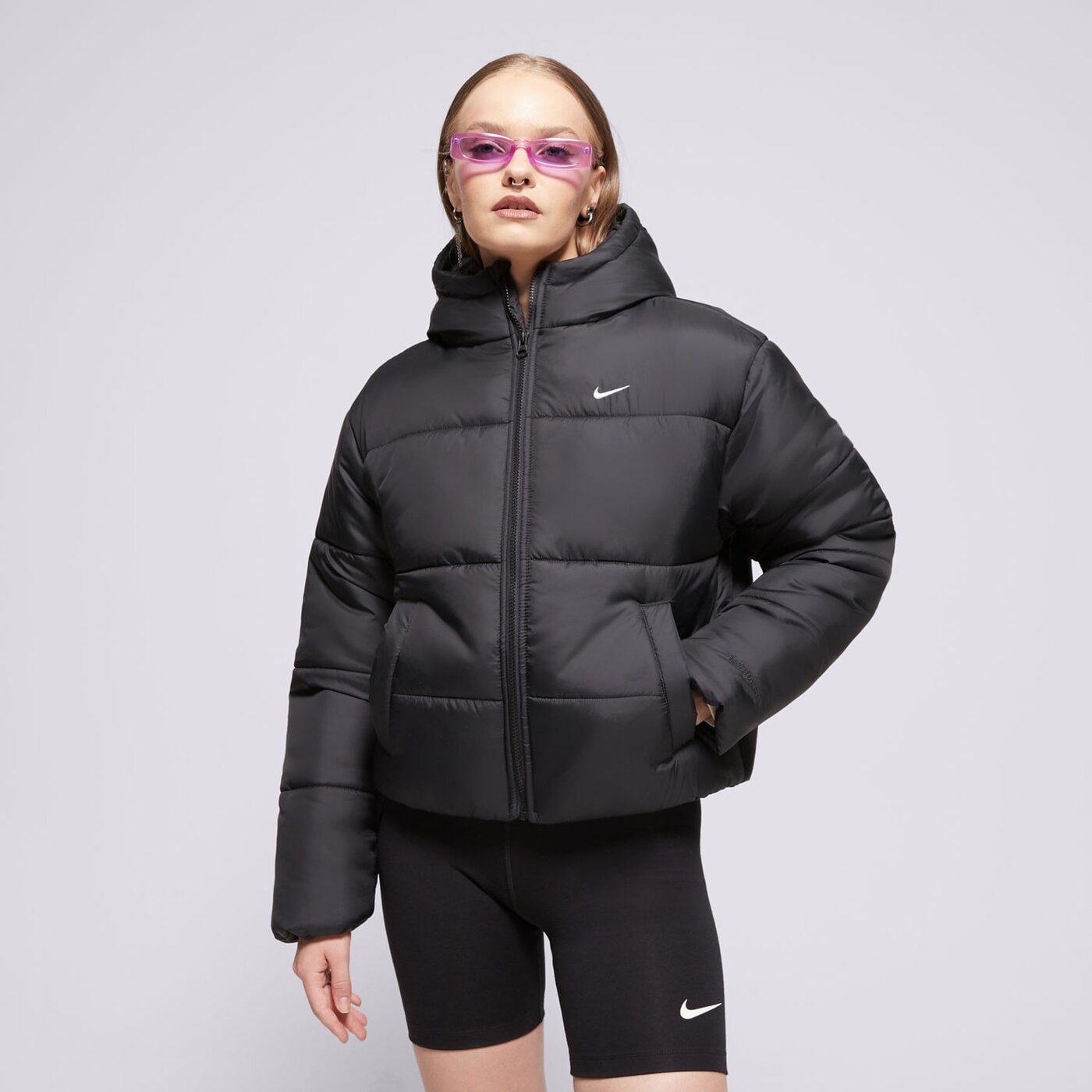NIKE STRIUKĖ ŽIEMINĖ W NSW TF SYNFL NK CLSC PFR FZ5899-010 JUODA 130,00 ...