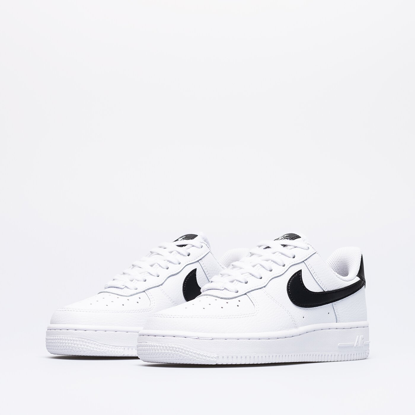 NIKE AIR FORCE 1 '07 | DD8959-103 | BALTA | 134,99 € | Kedai | Sizeer.lt