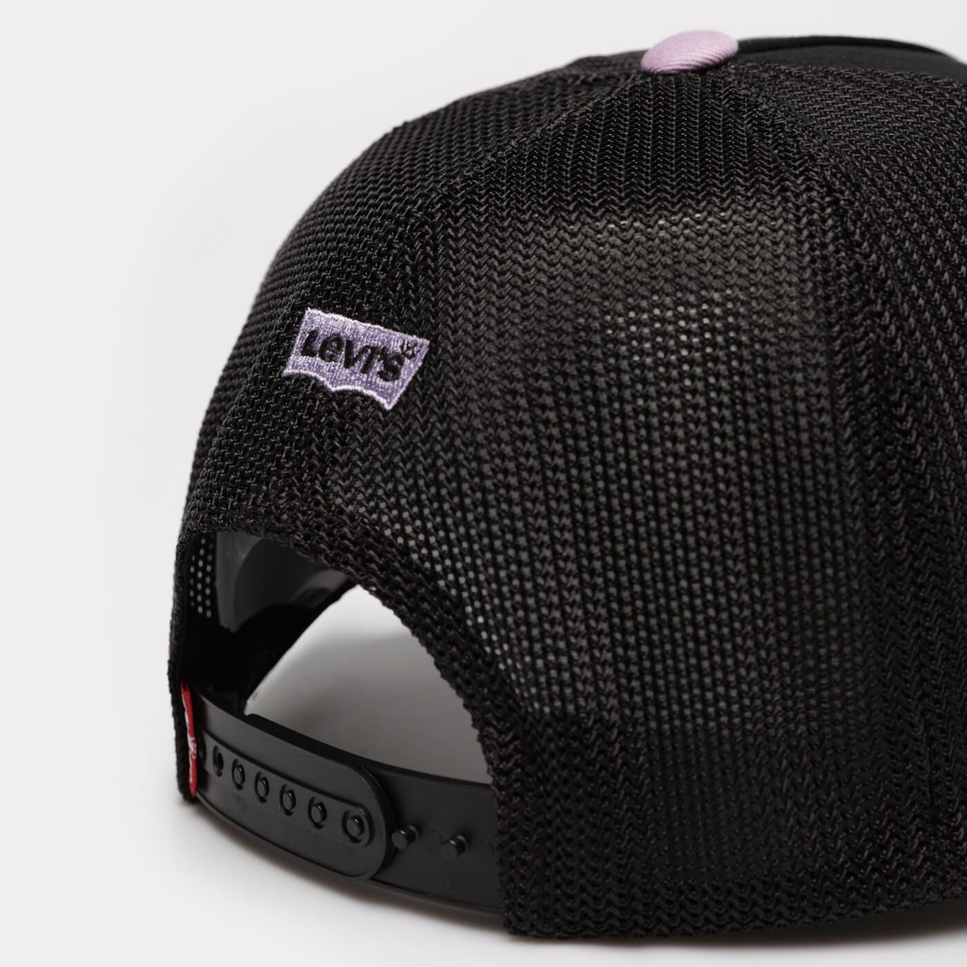 LEVI'S KEPURĖ GRAPHIC TRUCKER FLEX FIT CAP D75900004 JUODA 30,00 EUR ...
