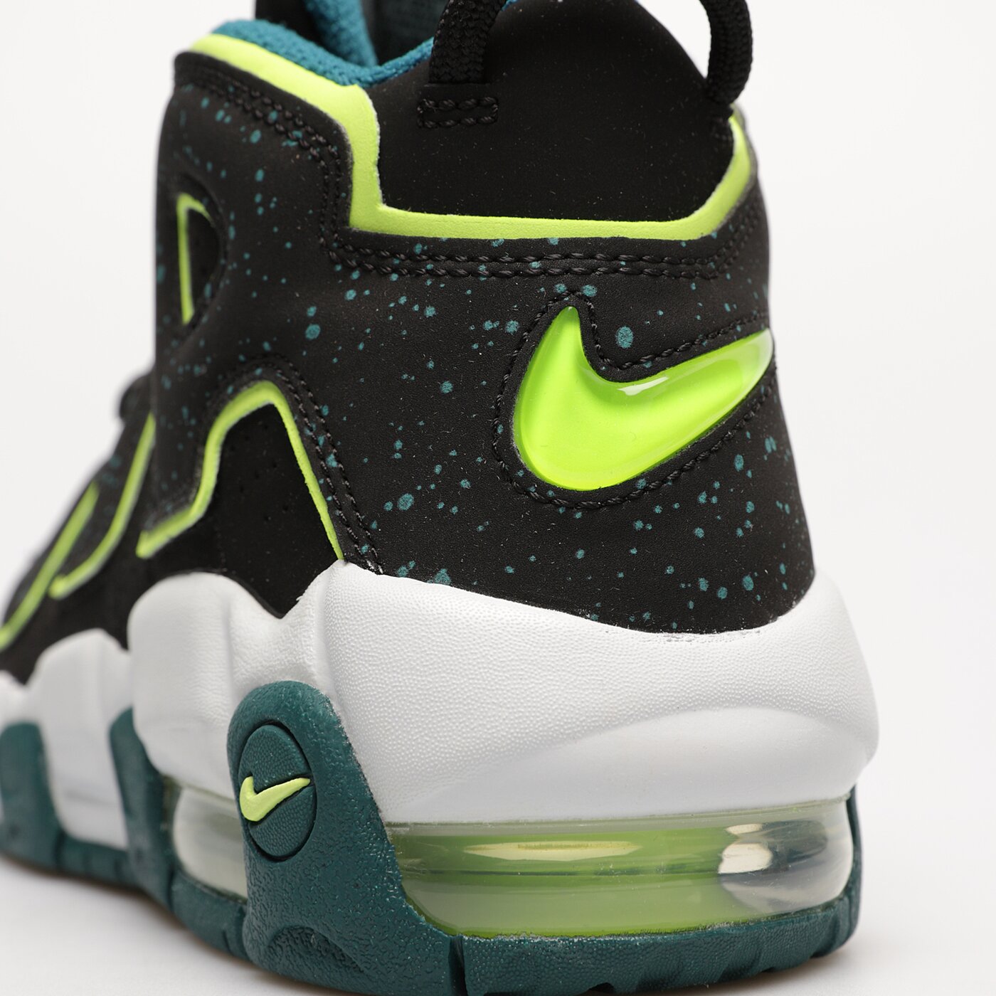 NIKE AIR MORE UPTEMPO DZ2809-001 JUODA 115,00 EUR | Kedai | e ...