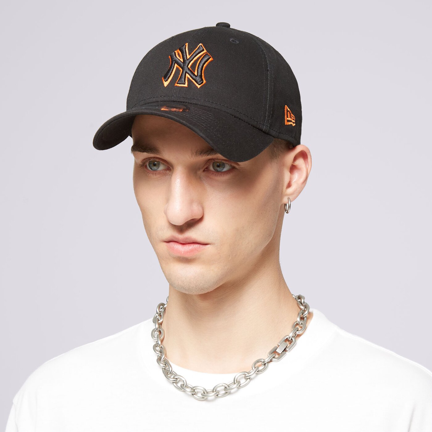 NEW ERA KEPURĖ TEAM OUTLINE 940 NYY NEW YORK YANKEES 60503412 JUODA 26 ...
