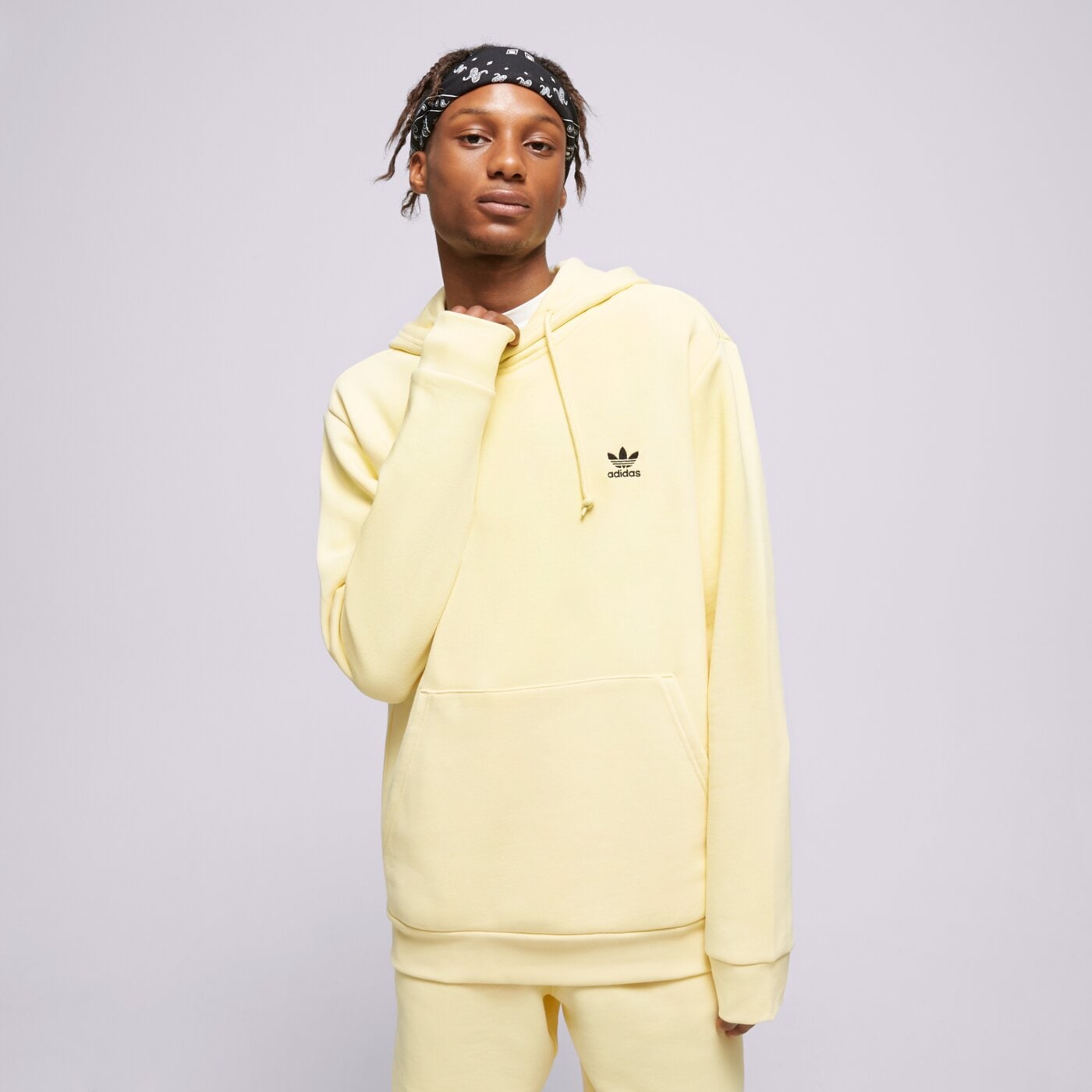 ADIDAS DŽEMPERIS SU GOBTUVU ESSENTIAL HOODY IA4888 GELTONA 35,00 EUR ...
