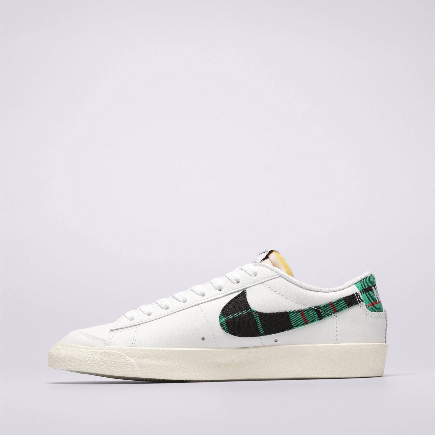NIKE BLAZER LOW '77 PREMIUM DV0801-100 BALTA 60,00 EUR | Kedai | e ...