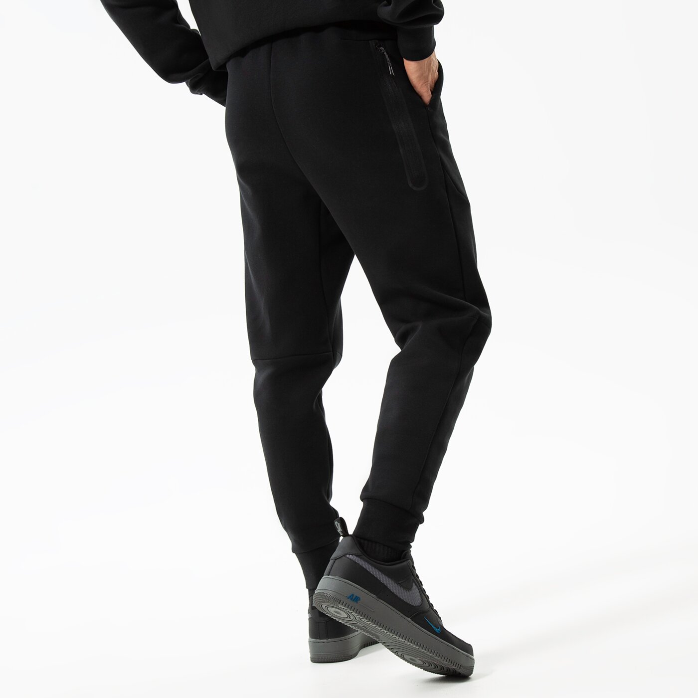 NIKE KELNĖS SPORTSWEAR TECH FLEECE CU4495-010 JUODA 94,00 EUR | Kelnės ...