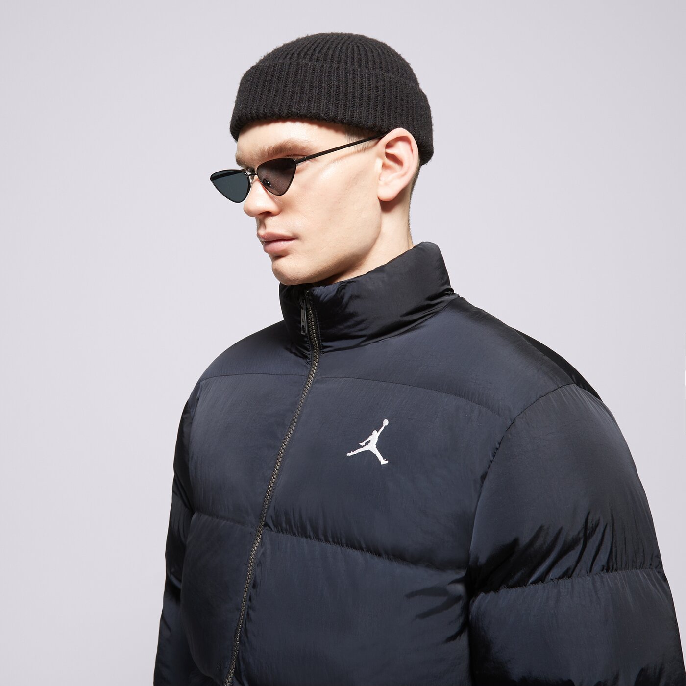 JORDAN STRIUKĖ ŽIEMINĖ M J ESS POLY PUFFER FB7331-010 JUODA 185,00 EUR ...