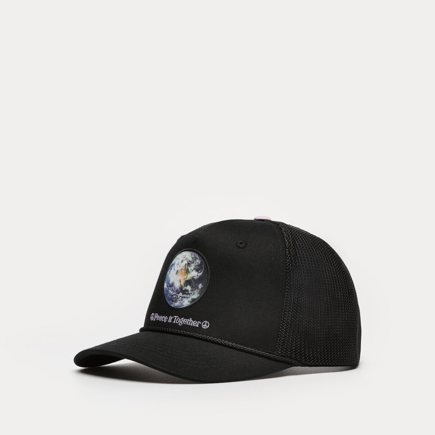 LEVI'S KEPURĖ GRAPHIC TRUCKER FLEX FIT CAP D75900004 JUODA 30,00 EUR ...