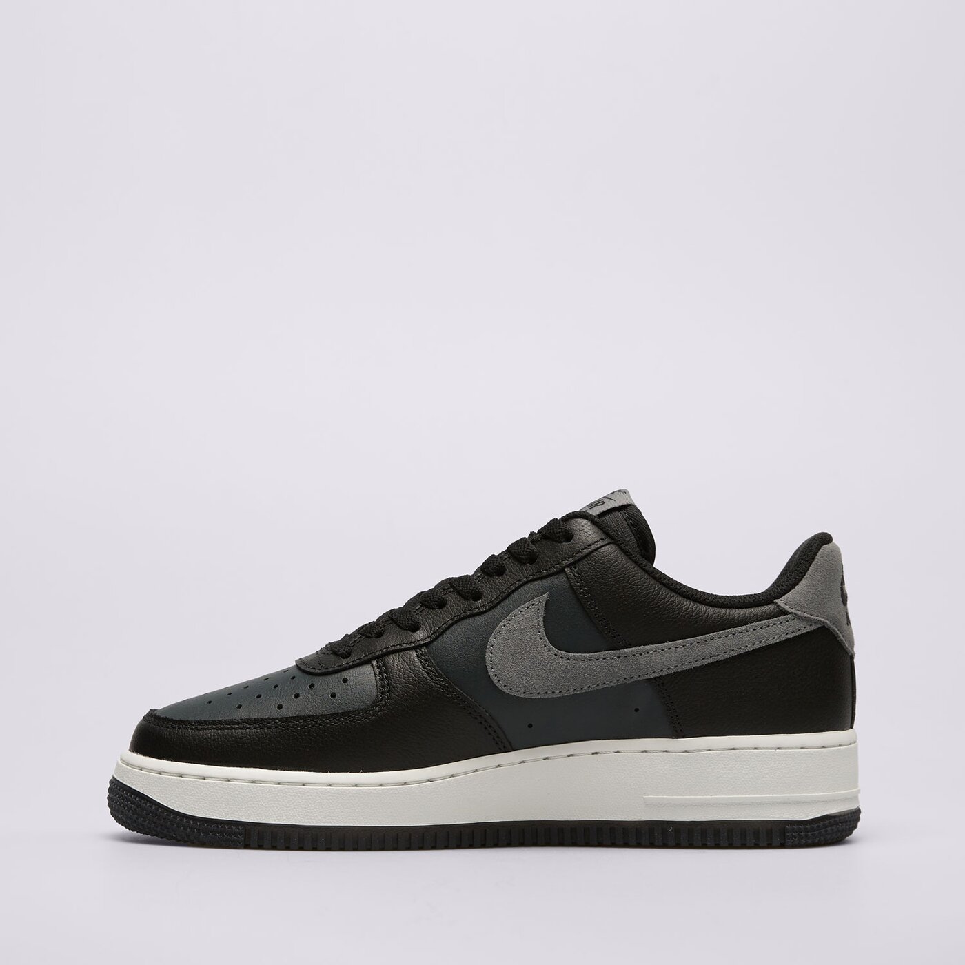 NIKE AIR FORCE 1 '07 LV8 FJ4170-004 JUODA 105,00 EUR | Kedai | e ...