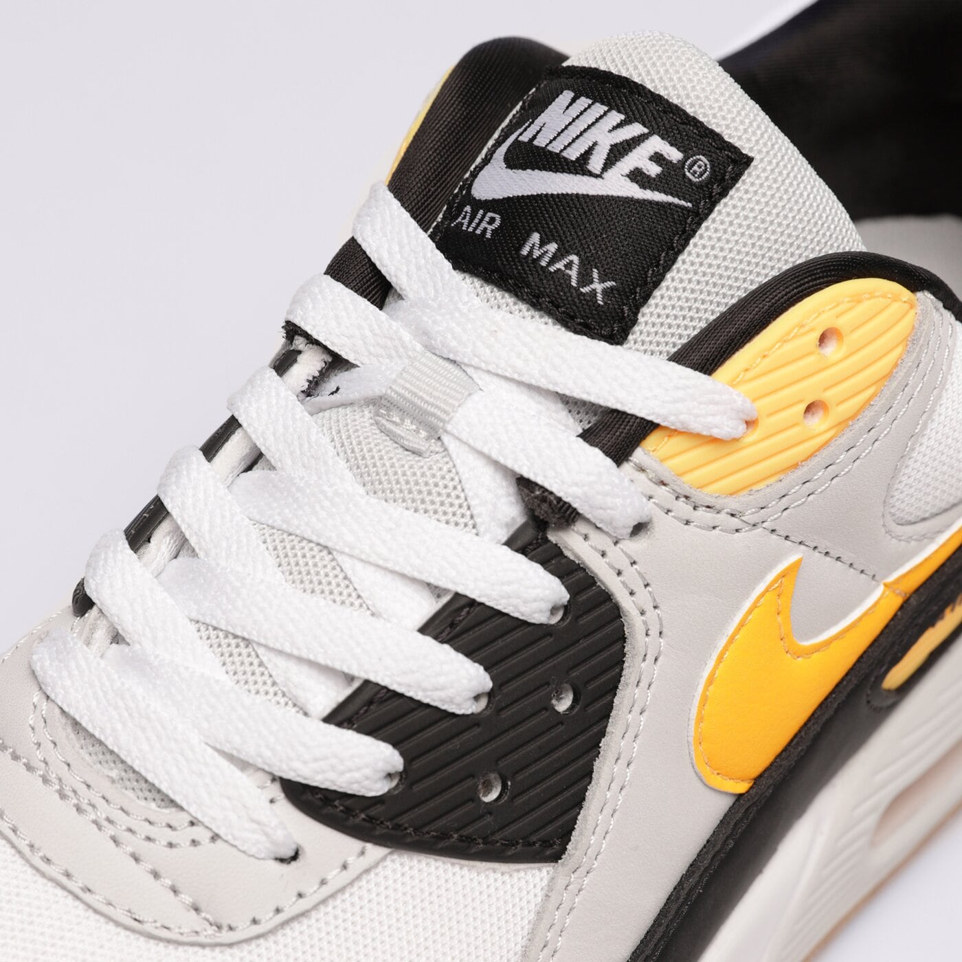 NIKE AIR MAX 90 FB9658-101 BALTA 125,00 EUR | Kedai | e. parduotuvėje ...