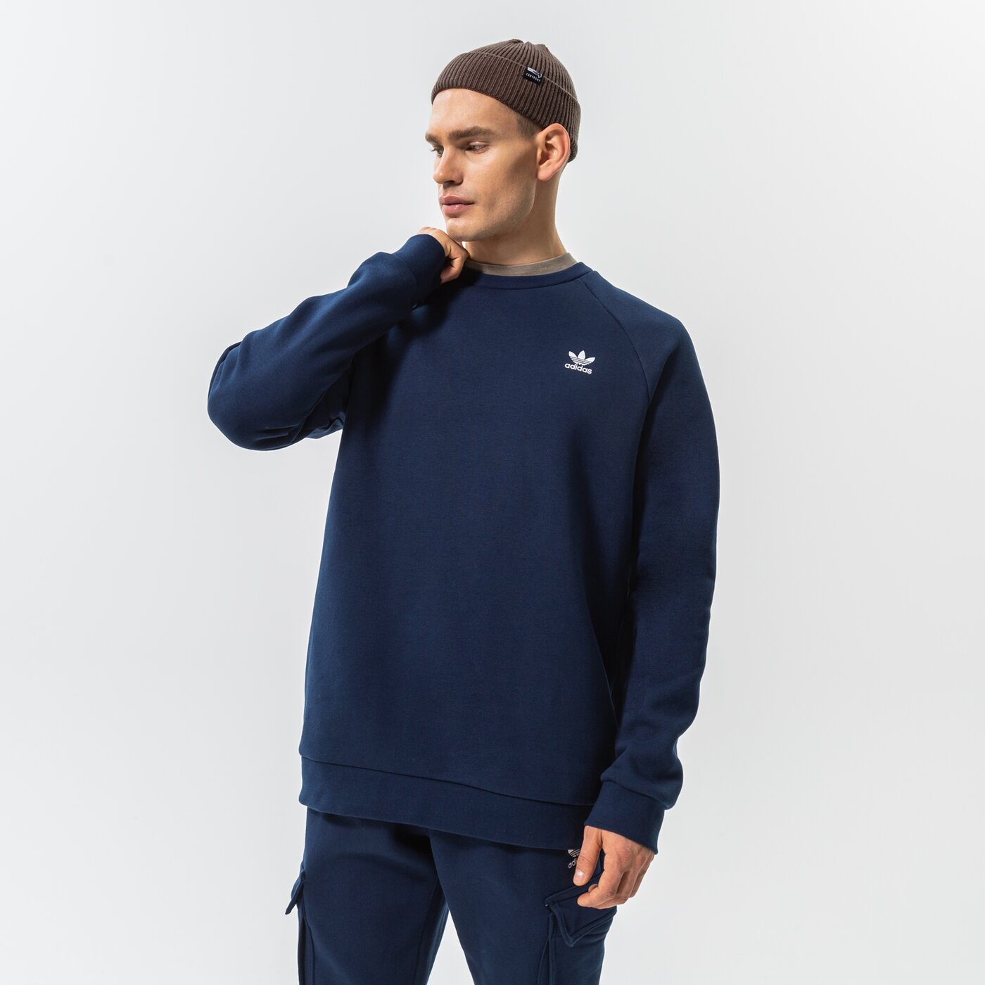 ADIDAS DŽEMPERIS ESSENTIAL CREW HK0089 TAMSIAI MĖLYNA 30,00 EUR ...