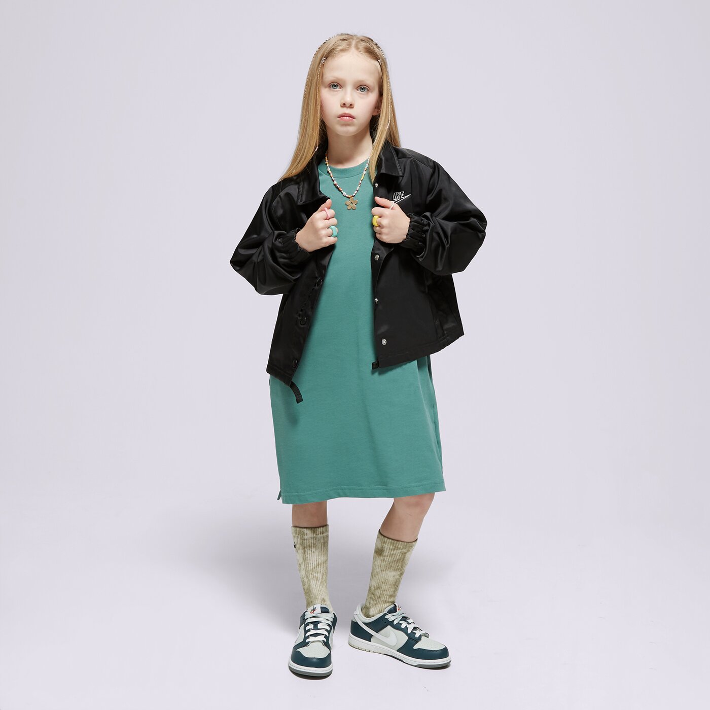 NIKE STRIUKĖ G NSW JKT NVLTY CAPSULE GIRL FN8637-010 JUODA 39,00 EUR ...