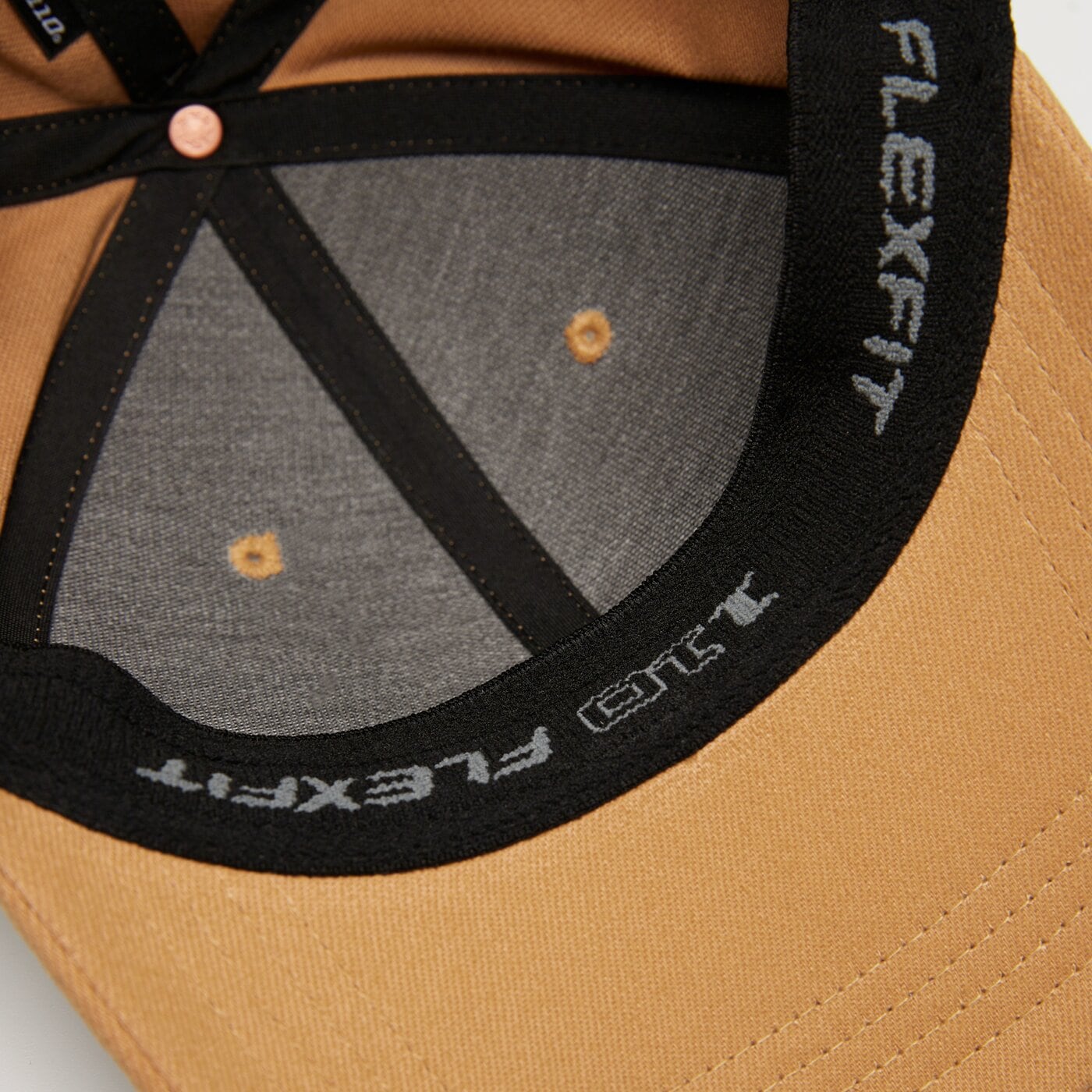 LEVI'S KEPURĖ HOUSEMARK FLEXFIT CAP D7723-0004 Garstyčių geltona 15,00 ...