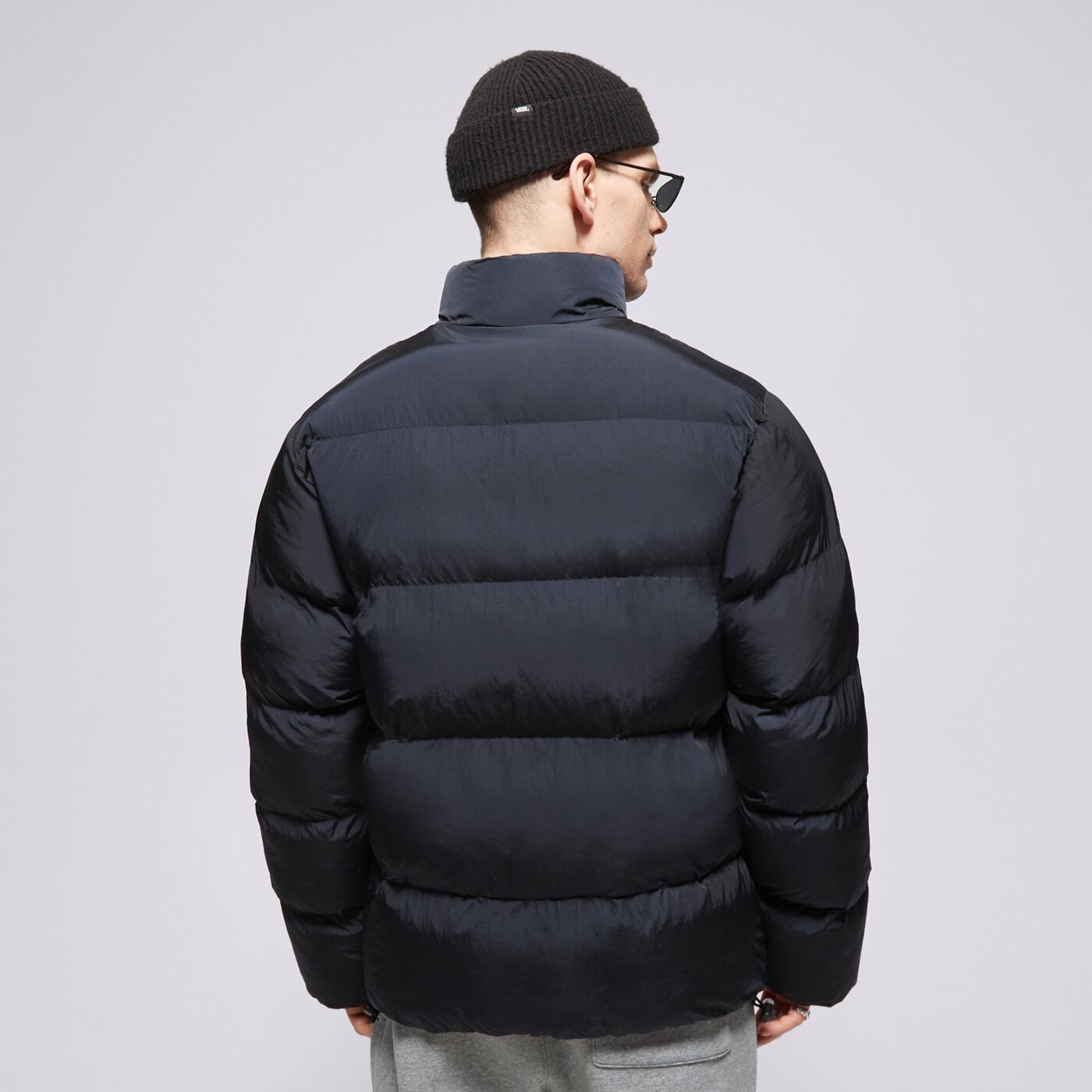 JORDAN STRIUKĖ ŽIEMINĖ M J ESS POLY PUFFER FB7331-010 JUODA 185,00 EUR ...