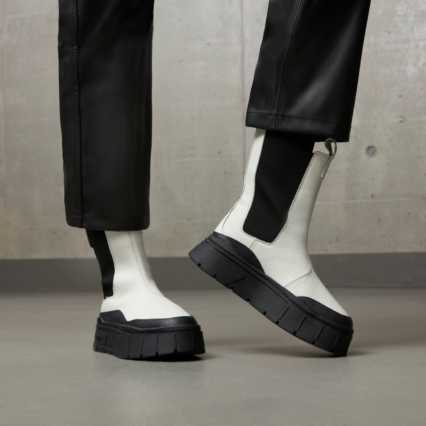 PUMA MAYZE STACK CHELSEA WNS 38627201 BALTA 64,00 EUR | Kedai | e ...