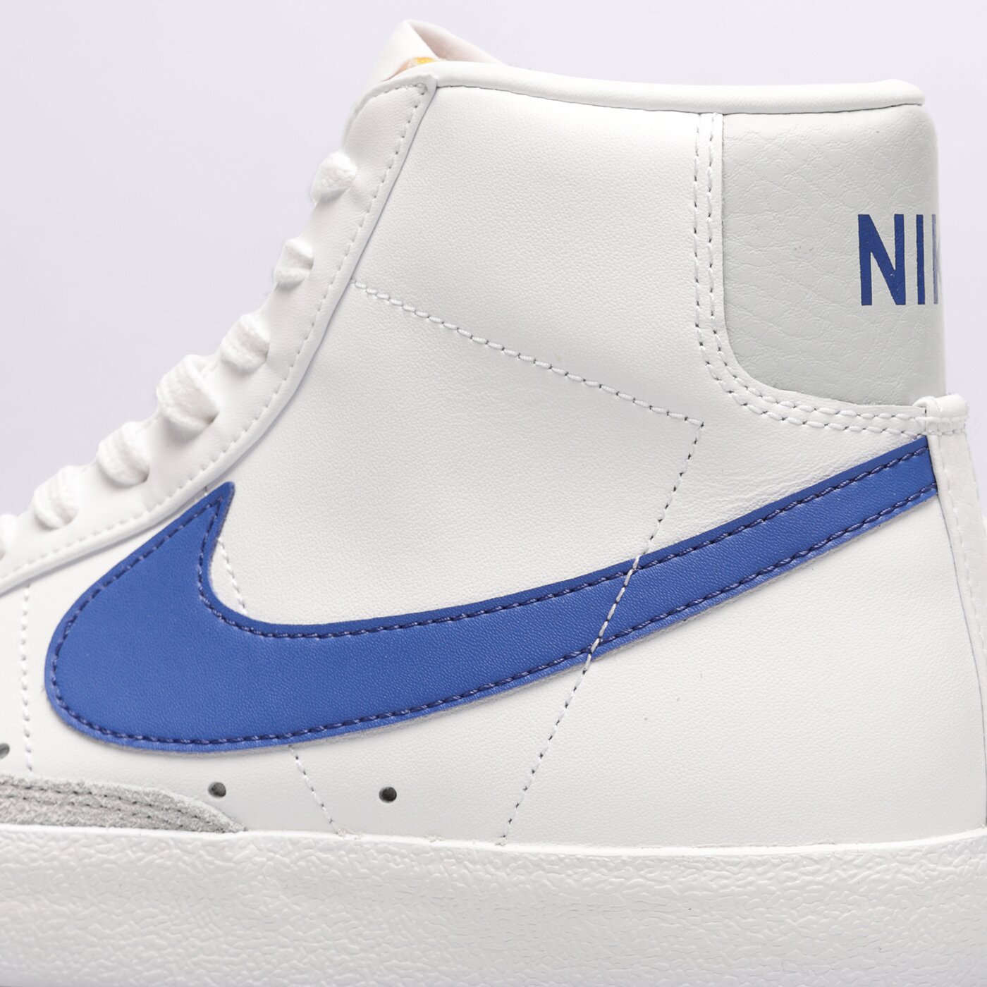 NIKE BLAZER MID '77 VINTAGE BQ6806-124 BALTA 65,00 EUR | Kedai | e. parduotuvėje Sizeer.lt