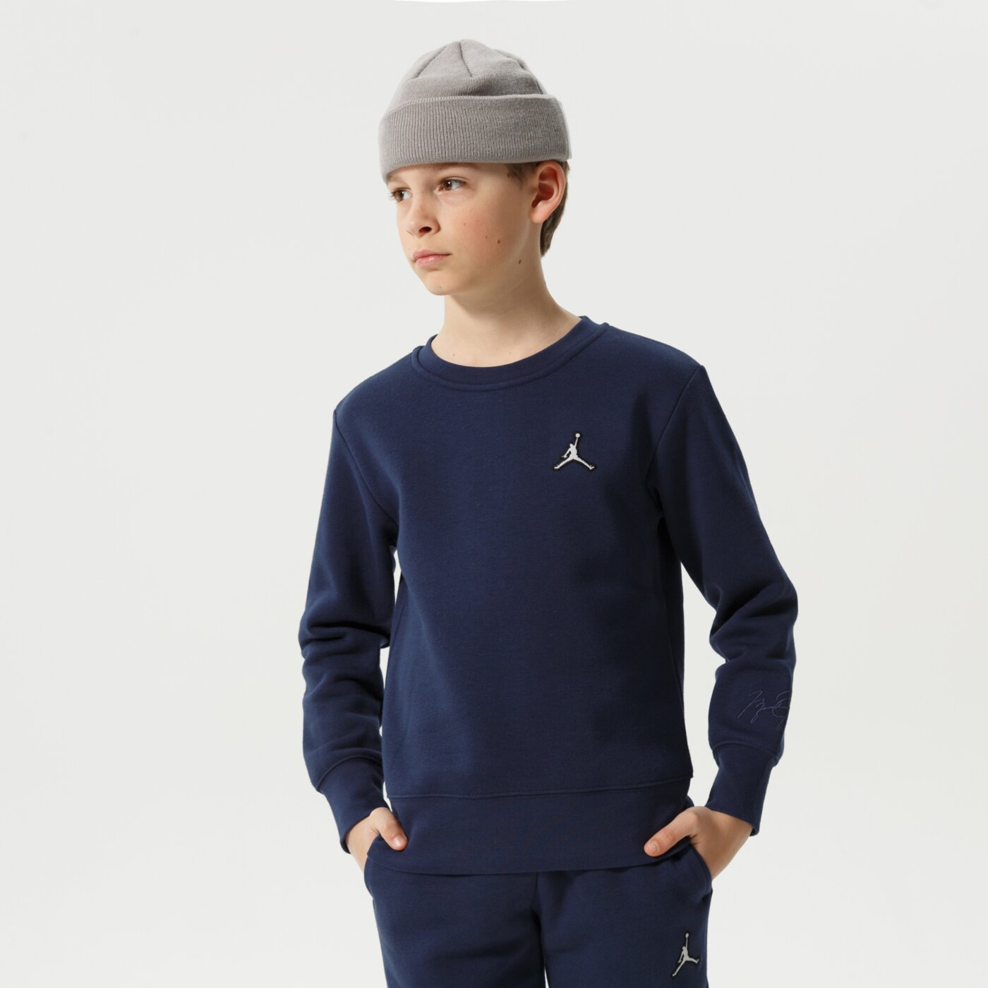 JORDAN DŽEMPERIS JUMPMAN ESSENTIALS CREW BOY 95B130-U90 TAMSIAI MĖLYNA ...