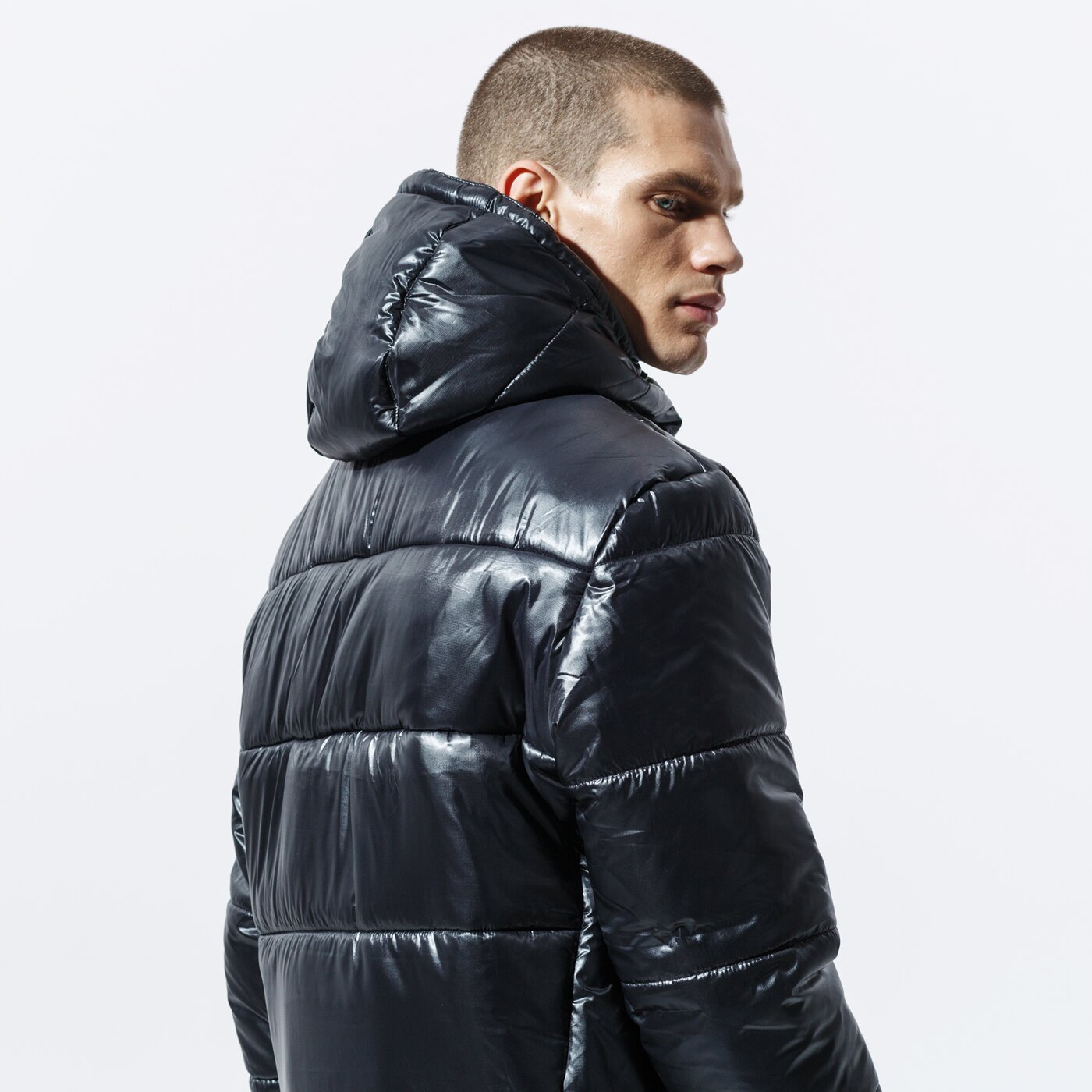 JORDAN STRIUKĖ M J JUMPMAN PUFFER JKT AV2600-010 JUODA 115,00 EUR ...