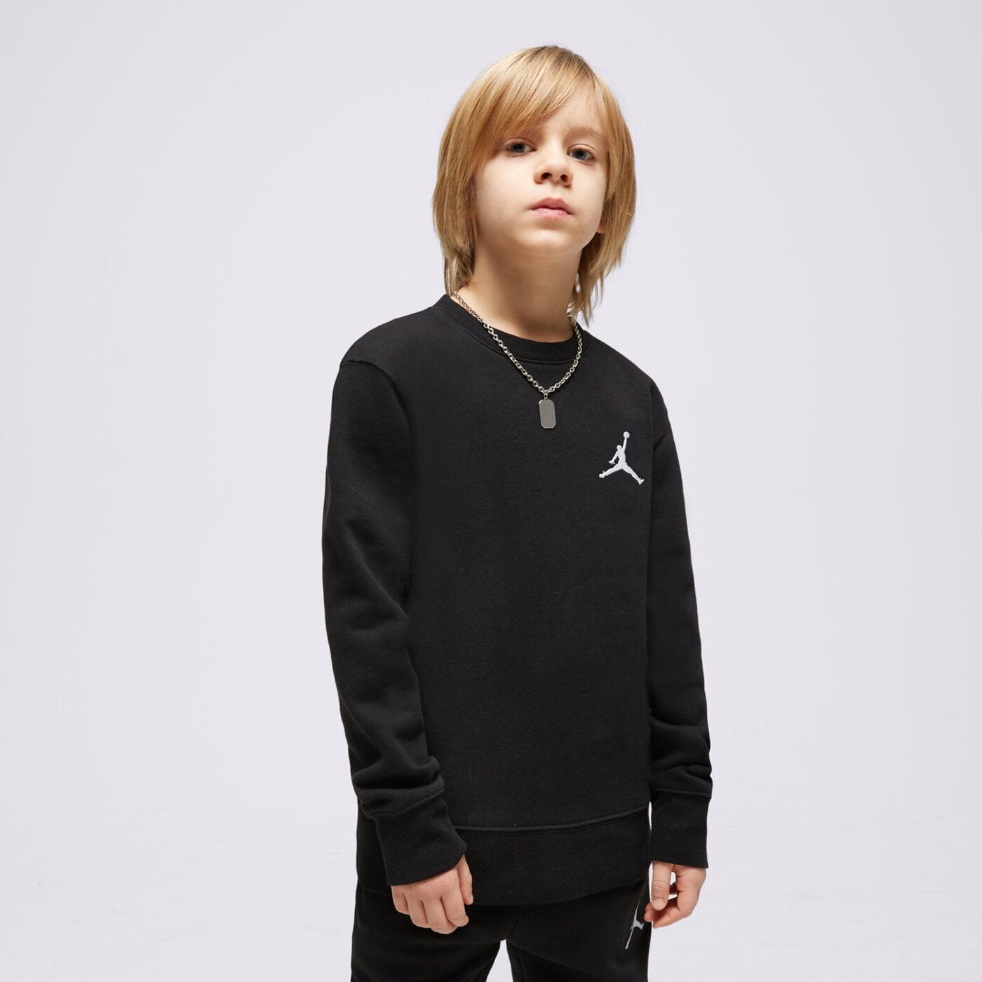 JORDAN DŽEMPERIS JUMPMAN ESSENTIALS CREW UU 95C577-023 JUODA 29,00 EUR ...