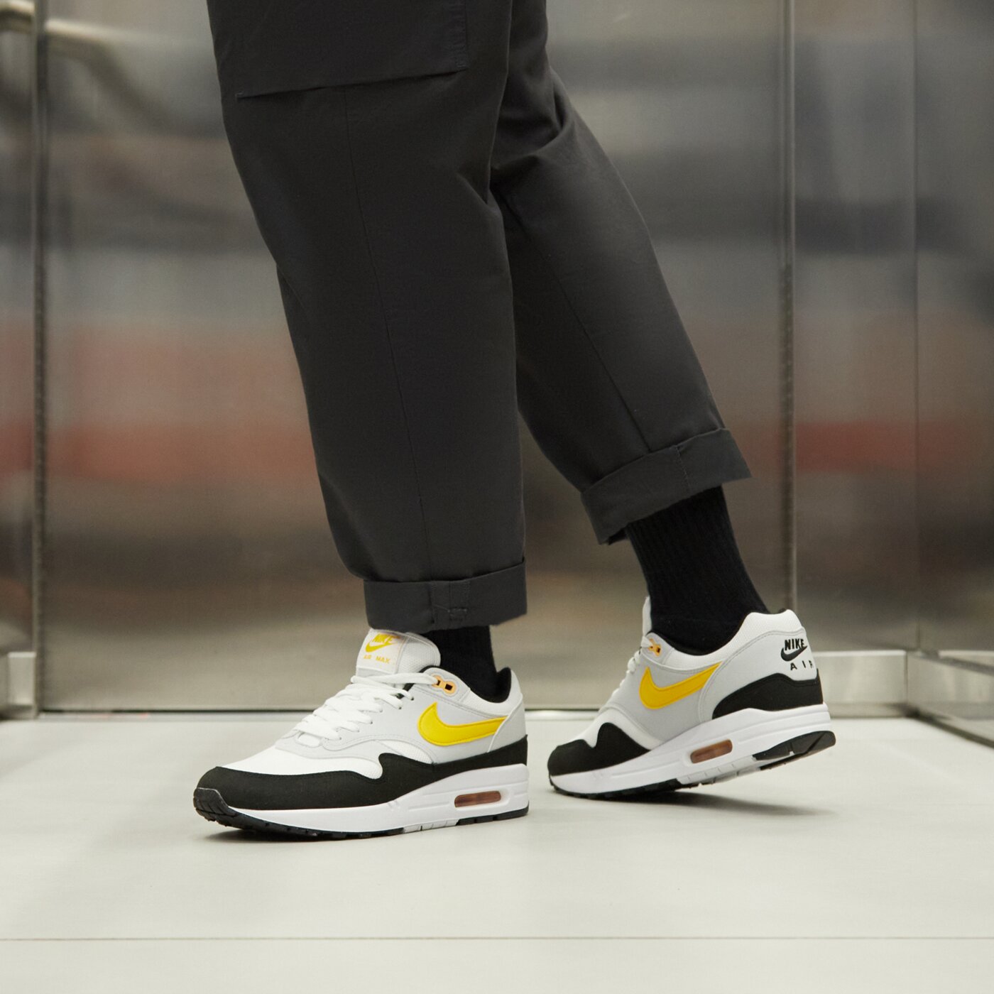 NIKE AIR MAX 1 FD9082-104 GELTONA 110,00 EUR | Kedai | e. parduotuvėje ...